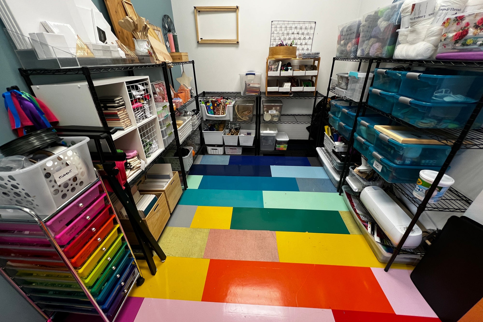 FAQ Page – Glitter Factory DSM